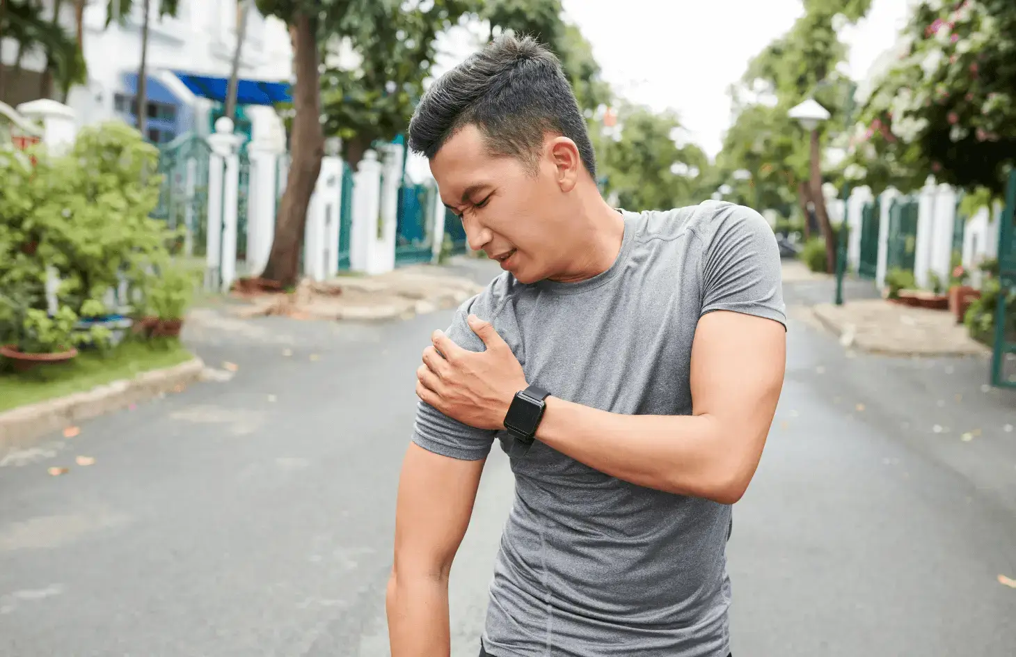 Shoulder dislocation | King Edward VII's Hospital